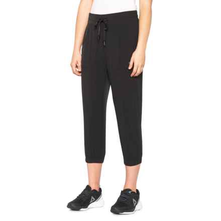 Apana Women's Activewear: Average savings of 37% at Sierra